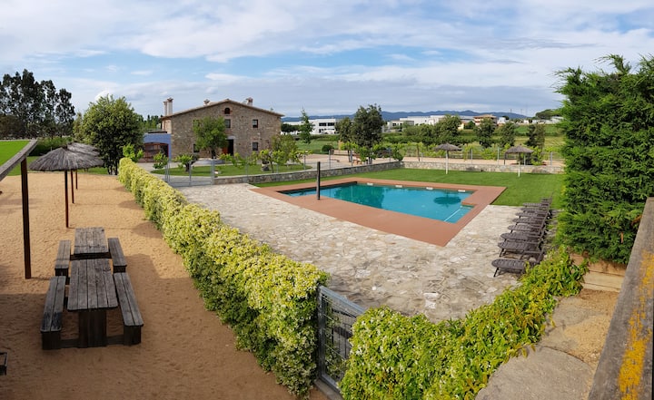 Masia A Llagostera Per Grups - Can Cateura - Caldes de Malavella