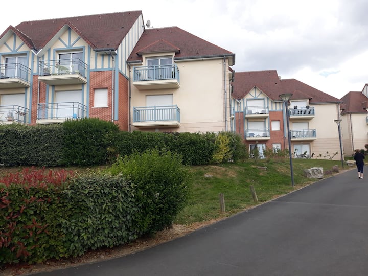 Appartement Dans Domaine Panoramique Avec Balcon - Villerville