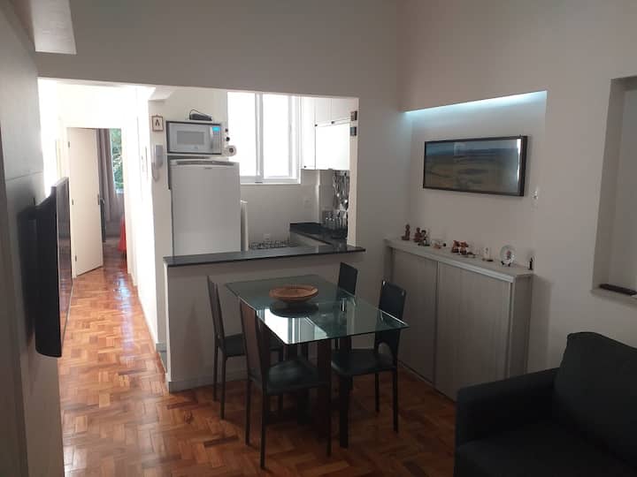 Quarto E Sala Leme Copacabana Quadra Da Praia - Copacabana