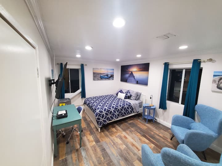 Cozy Studio #2 - Los Angeles, CA