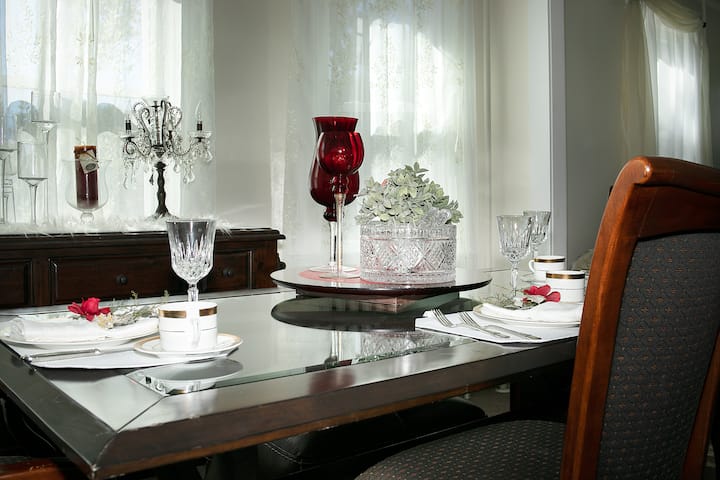 Eden's Cozy Oasis - Hartford, CT