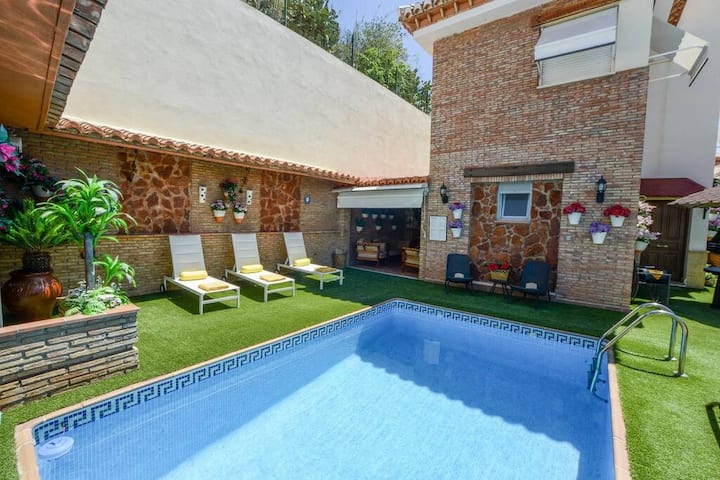 Apartamento "Tronca" - Piscina - 4 Pax (Exteriores Compartidos) - Granada