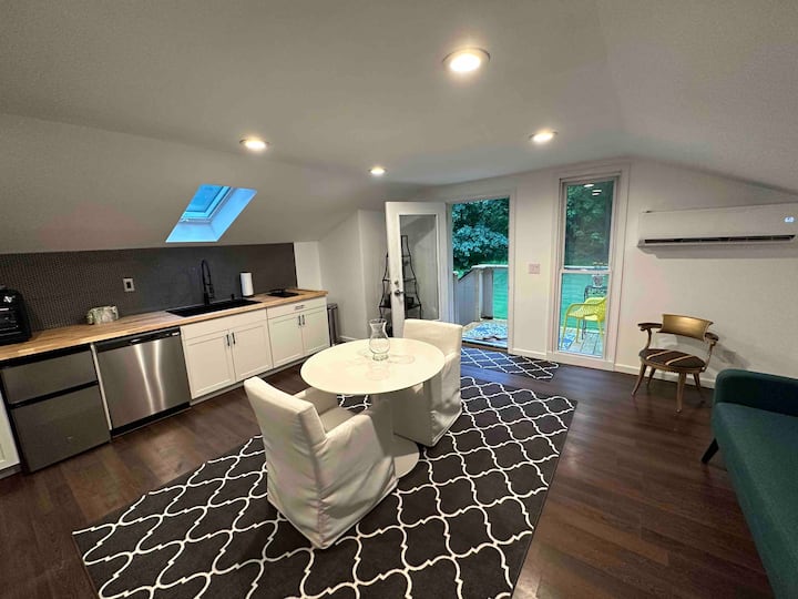 Luxury One Bedroom Apartment. - Westchester County, NY