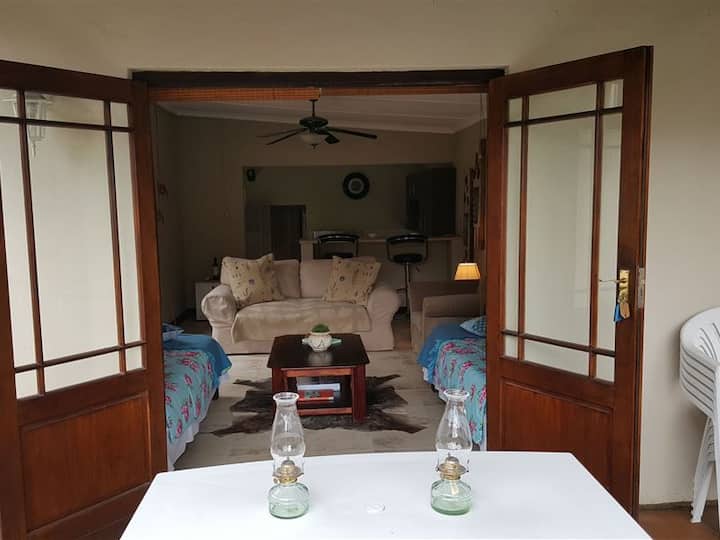 French Cottage - Malmesbury