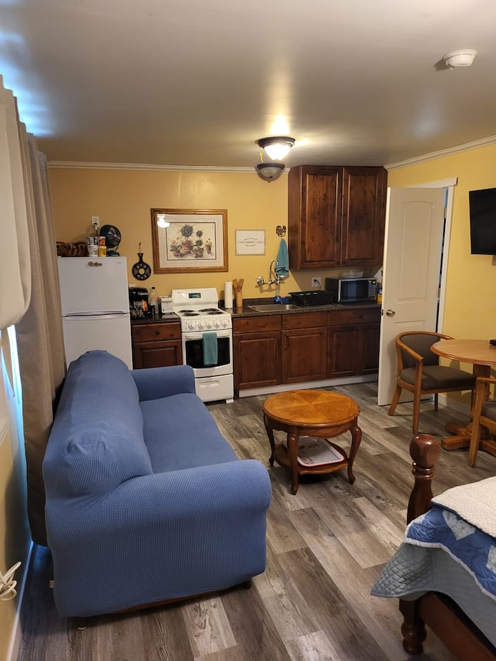 Delightful Cottage, Spa/pool, Crater Lake - Collier Memorial State Park, Chiloquin