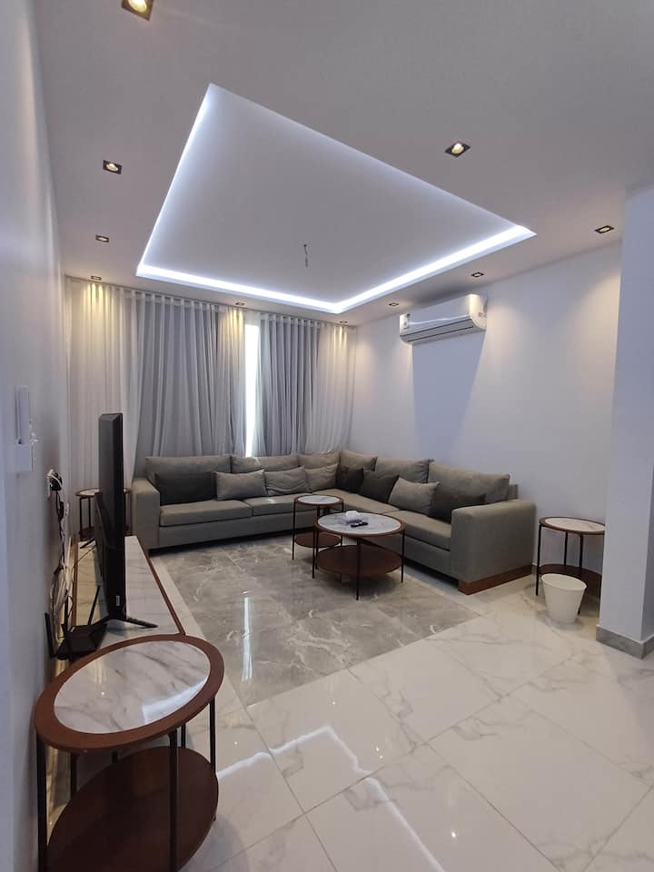 M4. 2 Bedroom At Prime Location - Jeddah