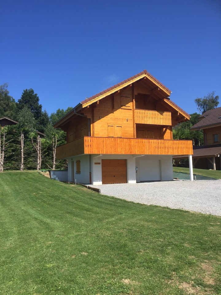 Maison Magee-a Beautiful Alpine Chalet. - Bernex