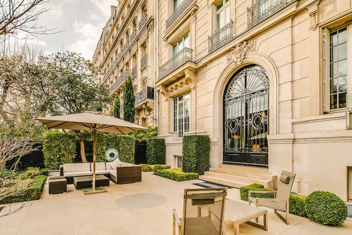 3 Bedroom Terrace Apartment - Paris