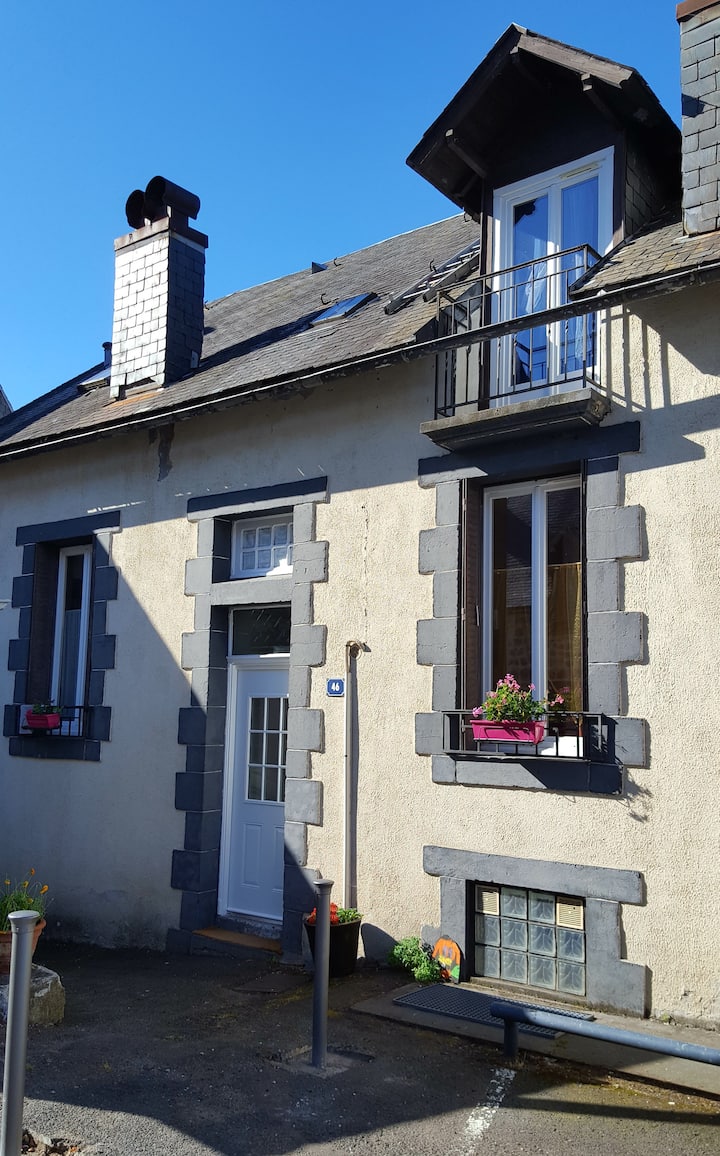 Appartement De Charme Pour 4 Pers, 35m² Classé 2* - La Bourboule