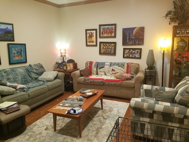 Beautiful Private Room On Quite Cul De Sac - Madison, WI