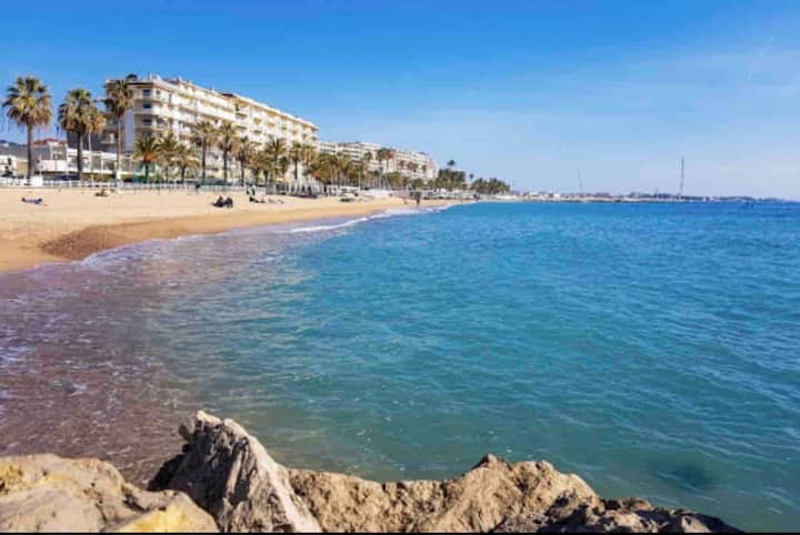 Appartement Climatisé De 70 M2 à 300 M De La Plage - Cannes