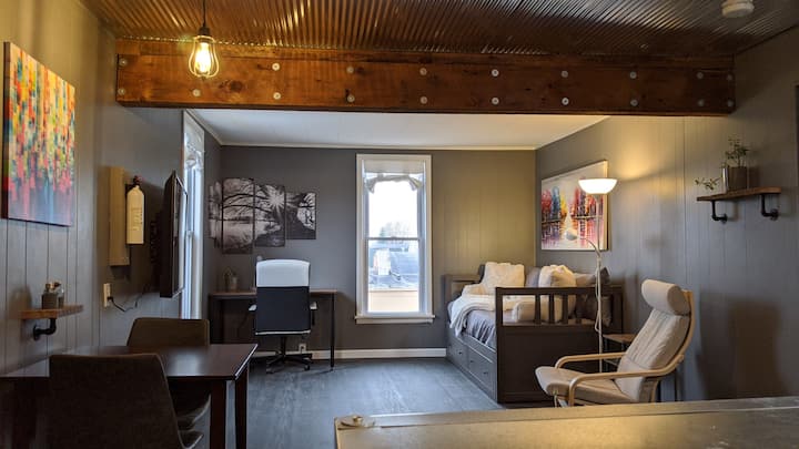 Luxury Loft Steps From Downtown [Monthly Special] - Alpena, MI