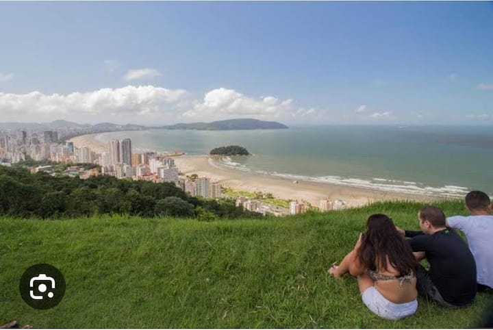 Apartamento A 100 Metros Da Praia, Com Ar - Santos