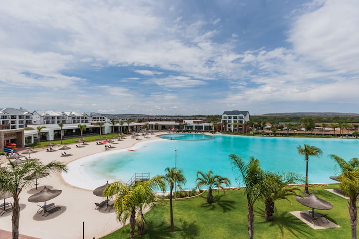 Pax's City Lagoon - Magical The Blyde Beach 【 SEP 2021 】 Condominium in ...