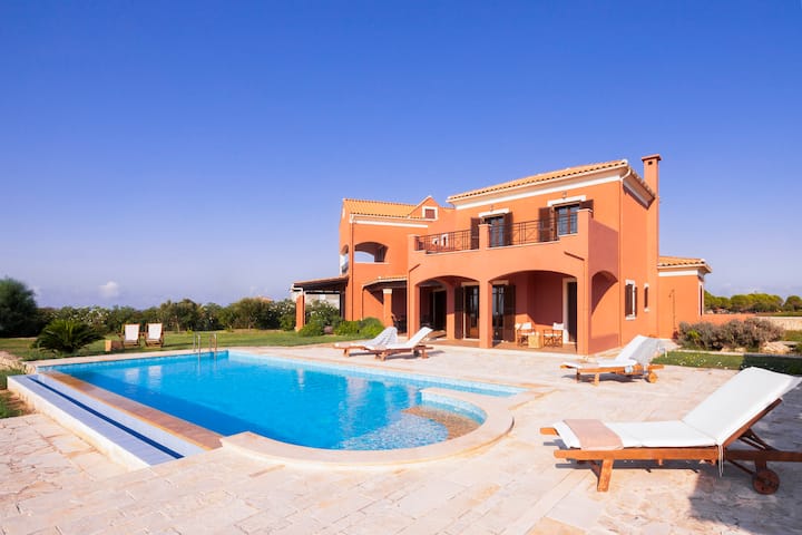 Villa Thēros,  A Remote Villa With A 270° Sea View - Kefalonia