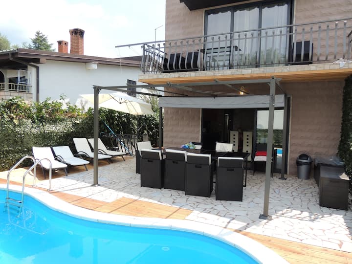 150 M² Villa ∙ 4 Schlafzimmer ∙ 11 Gäste - Malinska