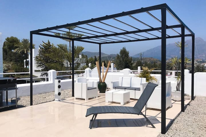 Rooftop Bbq Music Wifi Pools Golf Marbella - Benahavís
