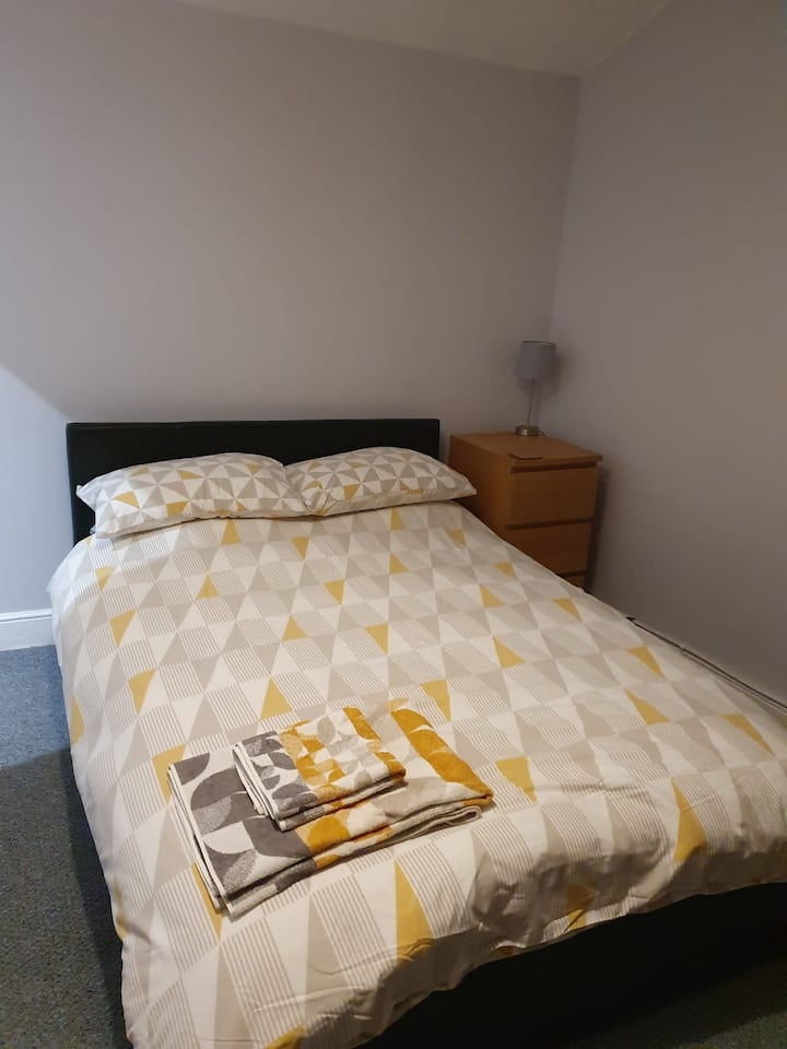 (6) Fantastic Cheap, Excellent Value Double Room - Peterborough