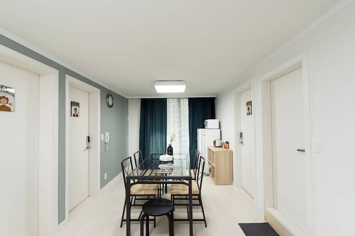Until Stephenchow Comes.(3rooms/2bath) - South Korea