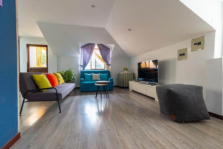 Rooftop + Cozy Suite (Riverview) - Ecuador