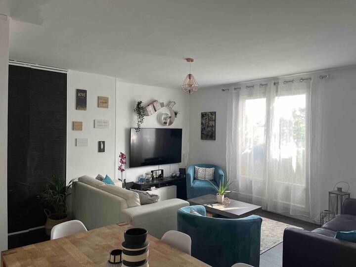 Bel Appartement En Résidence Sécurisée - Bondy
