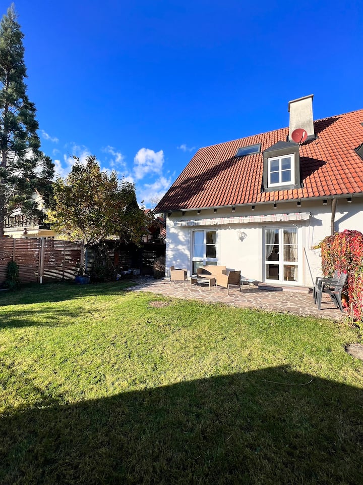 Haus *Mireguan* - Buchloe