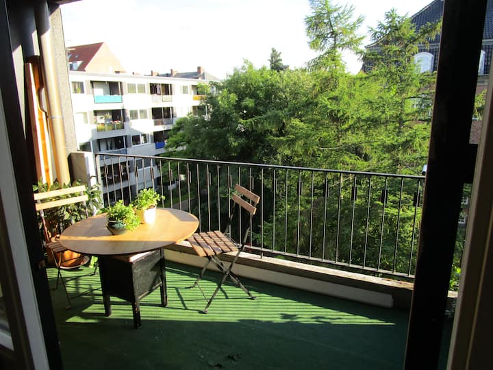 Cozy And Bright 2-room Apartment With Big Balcony - Copenhaguen