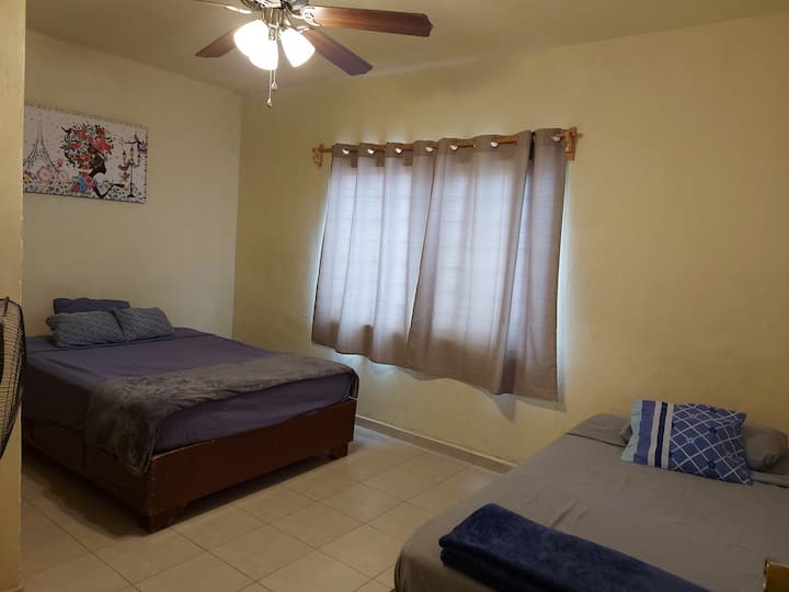 Práctico,  Céntrico Y Cómodo Departamento En Mty - Monterrey