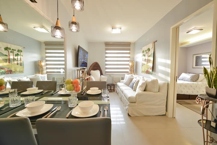 Bright And Homey 1br Near Up Netflix And Wifi - Marikina