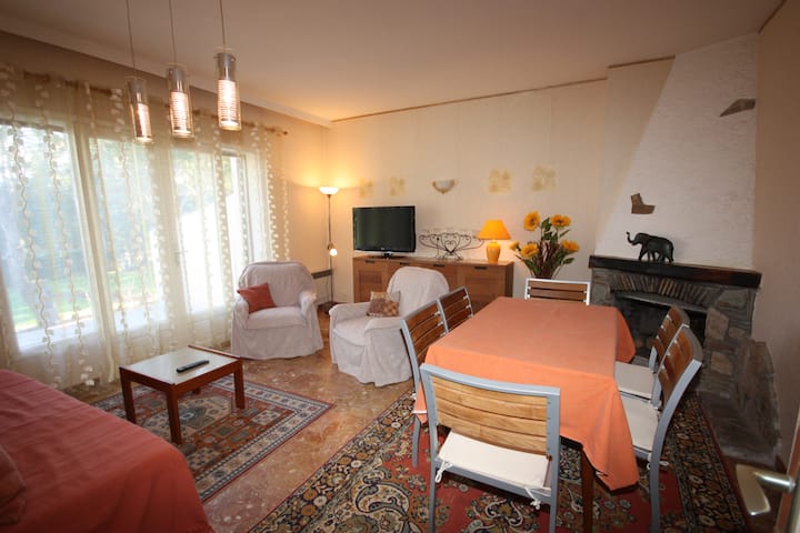Villa Lila, Parc Fleuri Calme, Piscine Chauffée... - Calvi