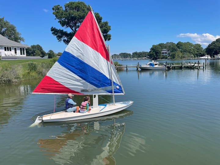 Waterfront Jackson Creek Cottage With Private Pier - Deltaville, VA