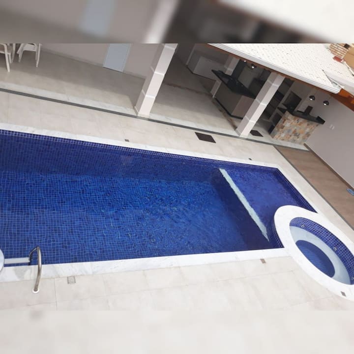 Casa Em Peruíbe  Próximo A Praia! - Peruíbe