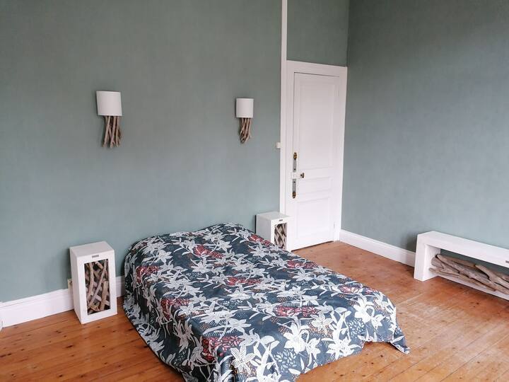 Chambre 25m2 En Centre Ville (Idéal éTudiant) - Calais