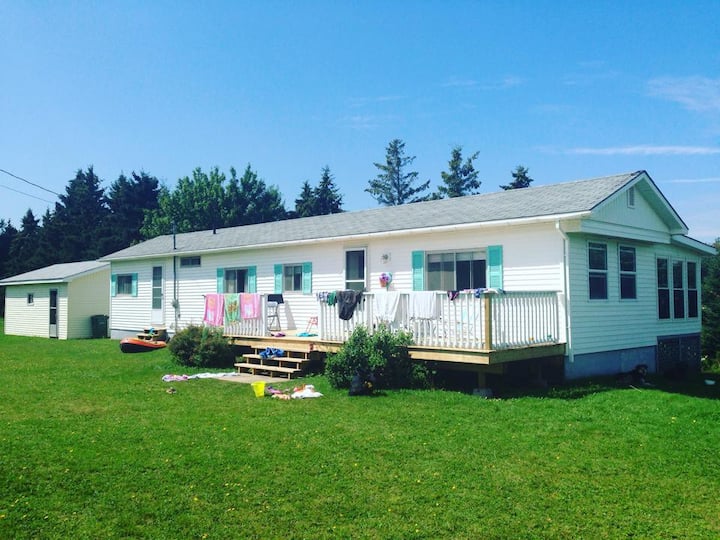 Spacious Cottage On The Northumberland Strait - Pictou