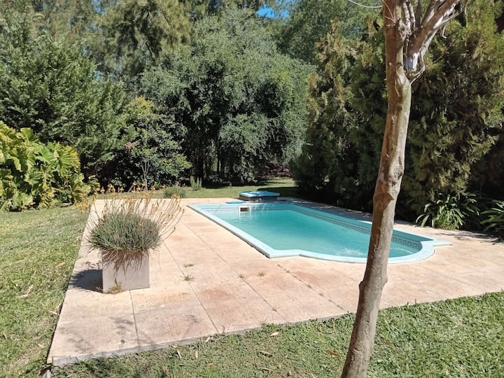 Cabaña En Un Lugar Tranquilo. A 5' De Las Termas. - Entre Ríos