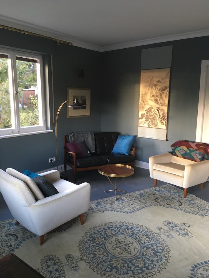 Deux Chambres, Salle De Bain, Cuisine - Tübingen