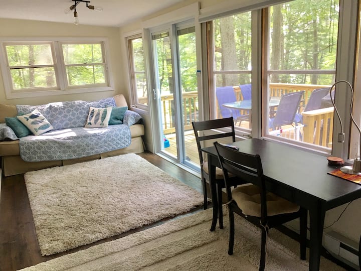 Cozy, 2br Lake-side Retreat And Outdoor Oasis - Littleton, MA