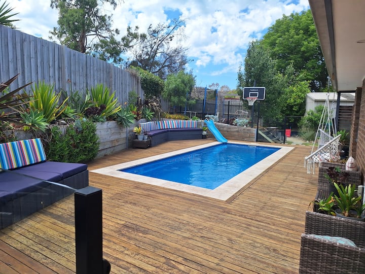 Fresh, Bright, Renovated Family Home With Pool! - Dromana