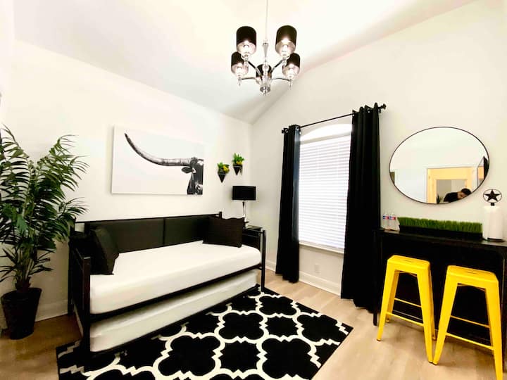 Private Guest Suite By Seaworld, 6 Flags & Helotes - San Antonio, TX