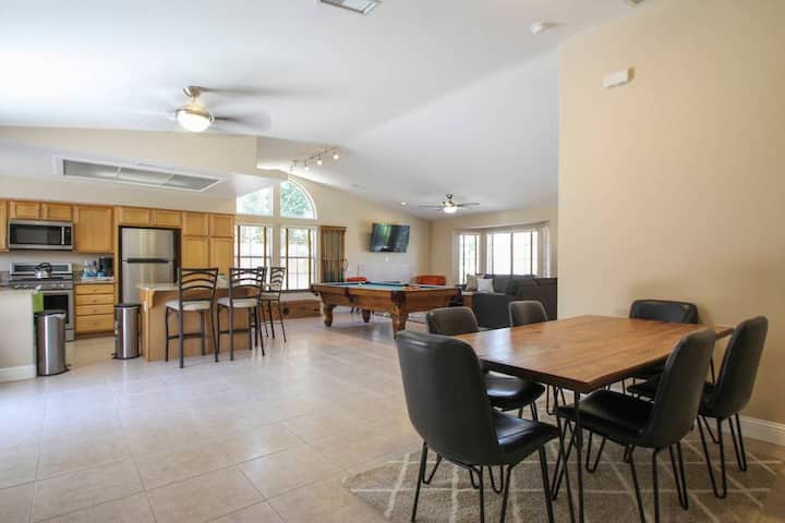 Brand New, Pristine Haven With Salt Water Pool - Palm Springs, CA