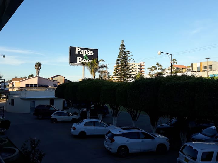 Excelente Departamento Cerca De Papás & Beer Y Los Bares Y Restaurantes Mas Populares De Playas De Rosarito - Rosarito