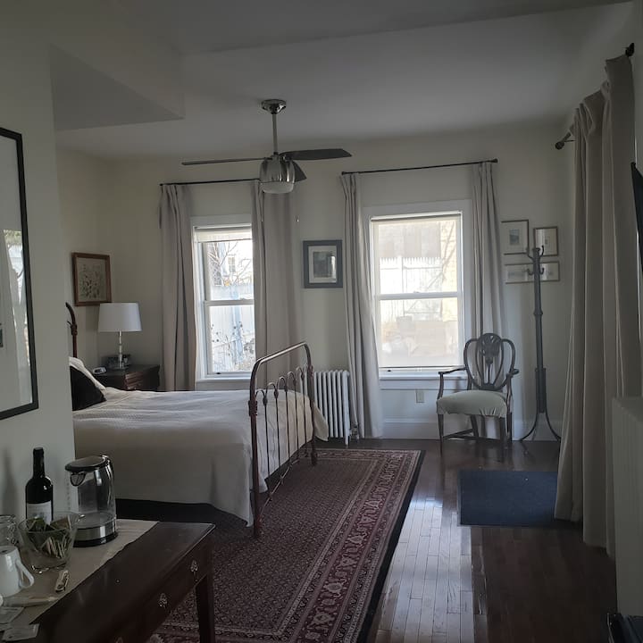 In Town Getaway - Hudson, NY