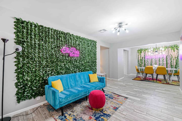 "The Paris"-3bed/2bath Sfh W/heated Pool Avail - Houston, TX