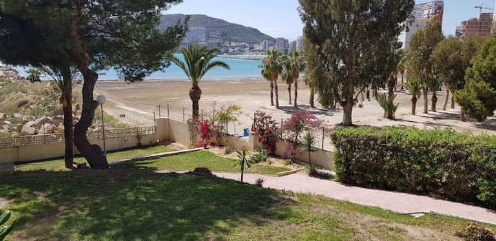 A House For Two People In Front Of The Sea - Alicante