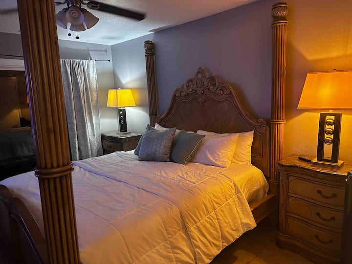 30 Day-plus Fully Furnished Master Bedroom W Pool - Glendale, AZ