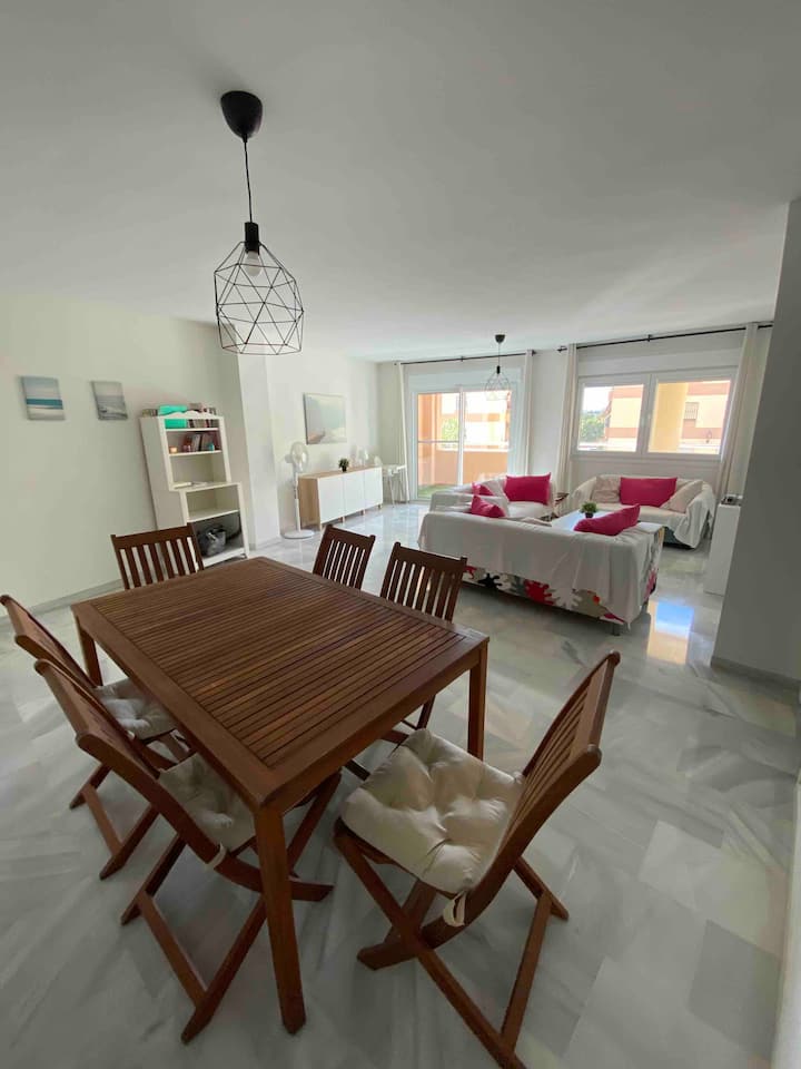 Huge Cozy Appartment - Rincón de la Victoria