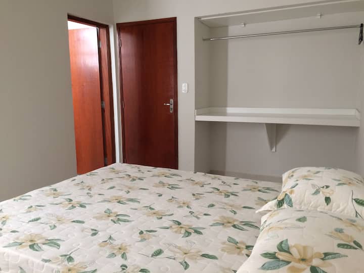 201 - Apartamento No Centro De Capitólio - Capitólio