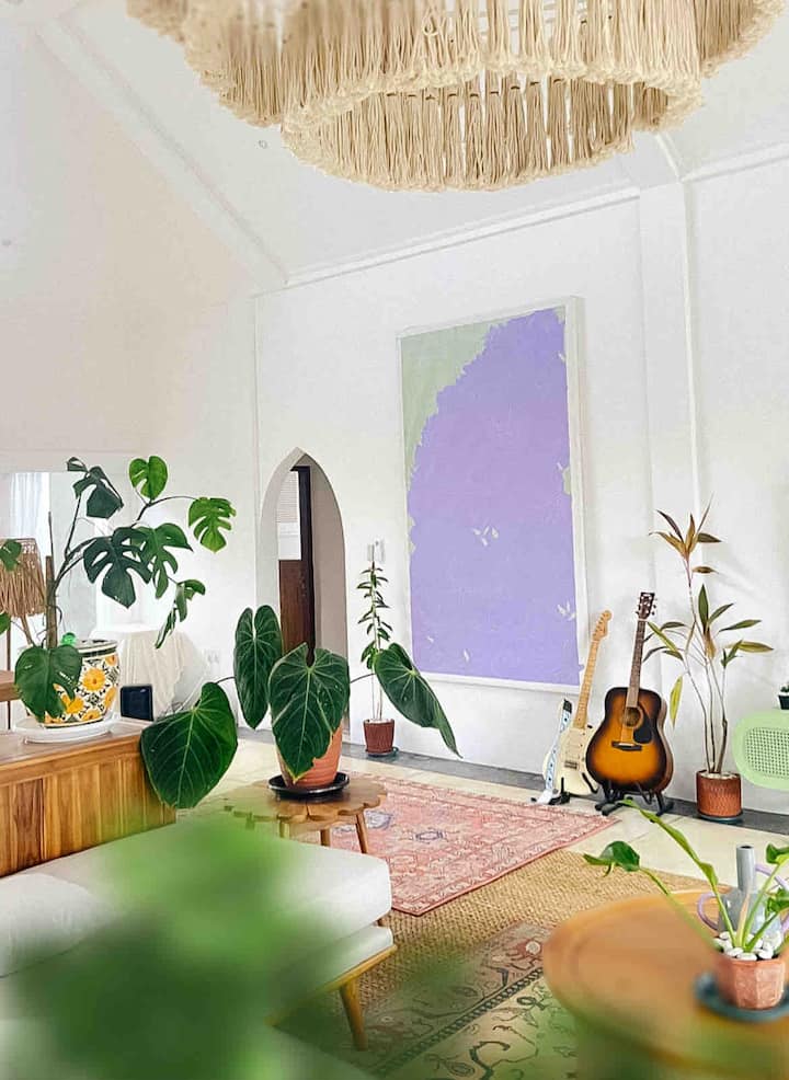 Modern Colorful Villa By A Paddy Field - Canggu