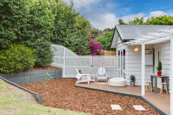 White Oak Sorrento Beach House - Location & Style! - Sorrento