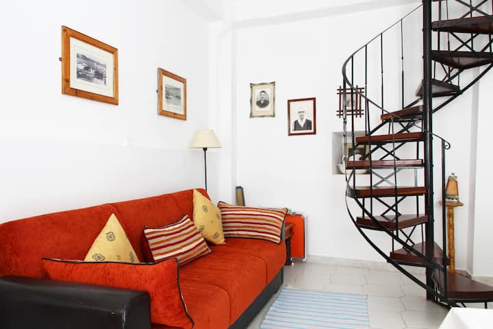 Little House In The Kastro - Paros